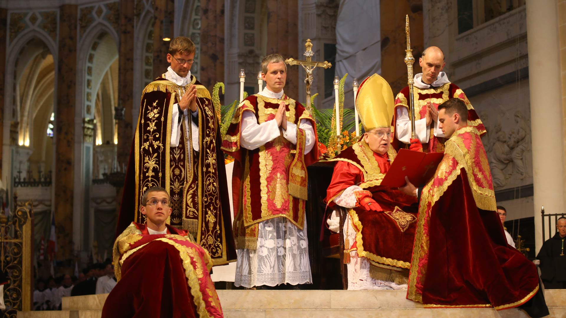 Homélie Chartres 2017 – Cardinal Raymond Leo Burke – Notre-Dame de ...